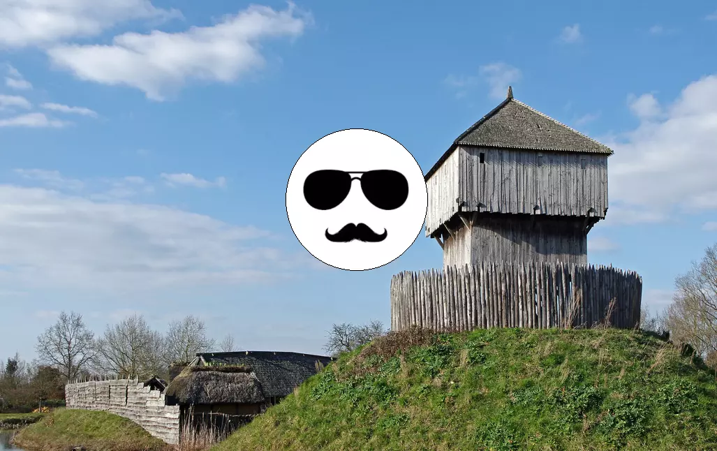 Qu'est-ce qu'une motte castrale au Moyen Âge ? | 5ème | Collège